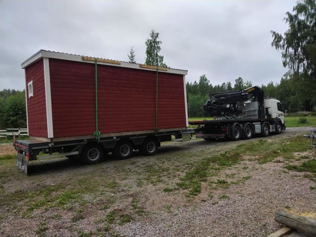 Siirtotallit – Valon Rakentajat